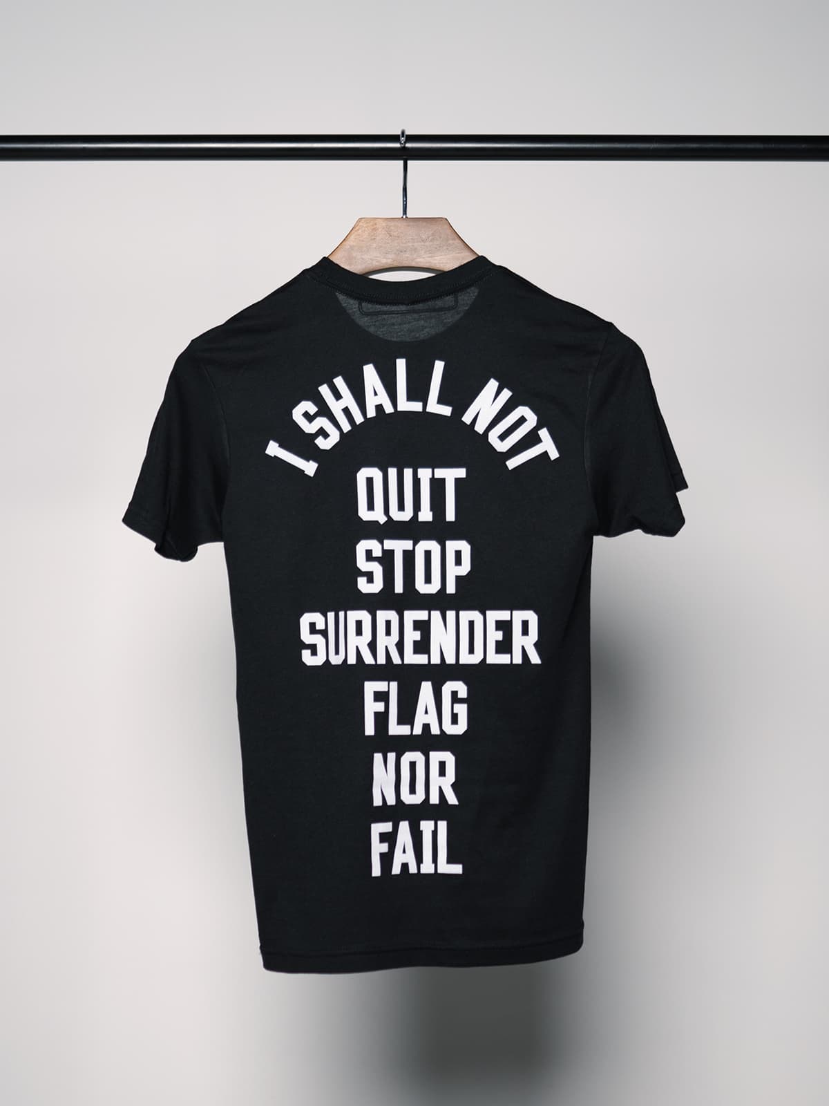 MENS T-SHIRTS – FLAG NOR FAIL