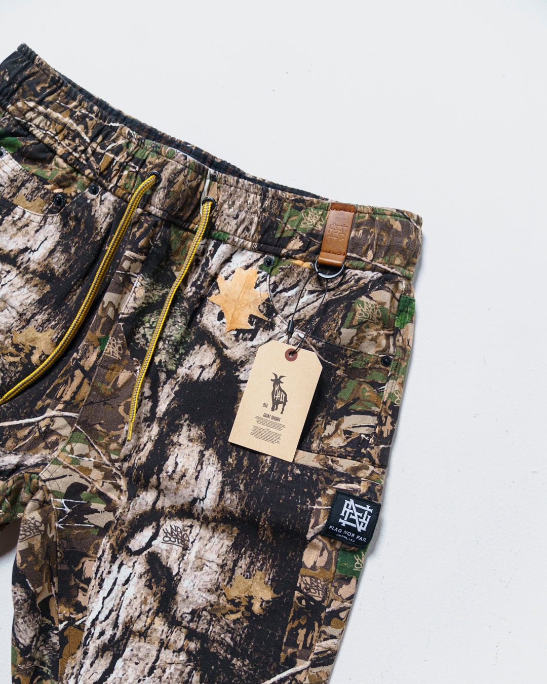 NEW ARRIVALS – FLAG NOR FAIL