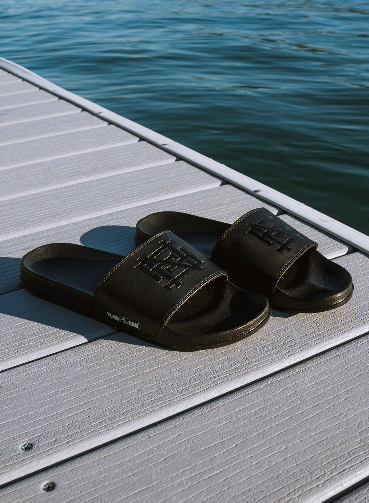 GOOD SUMMER SLIDES – FLAG NOR FAIL